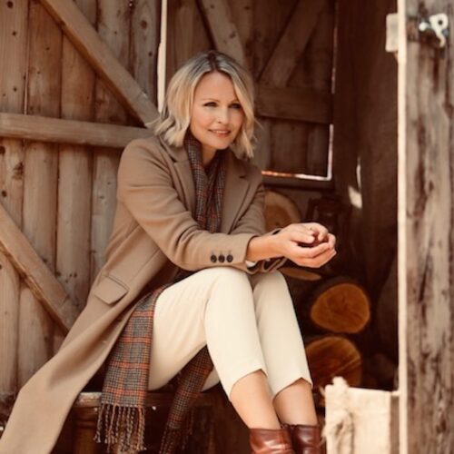 Abbey Saunders | Morello Bookings