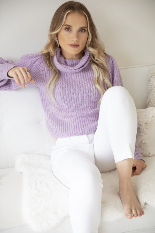 Chelsea Marie | Morello Bookings