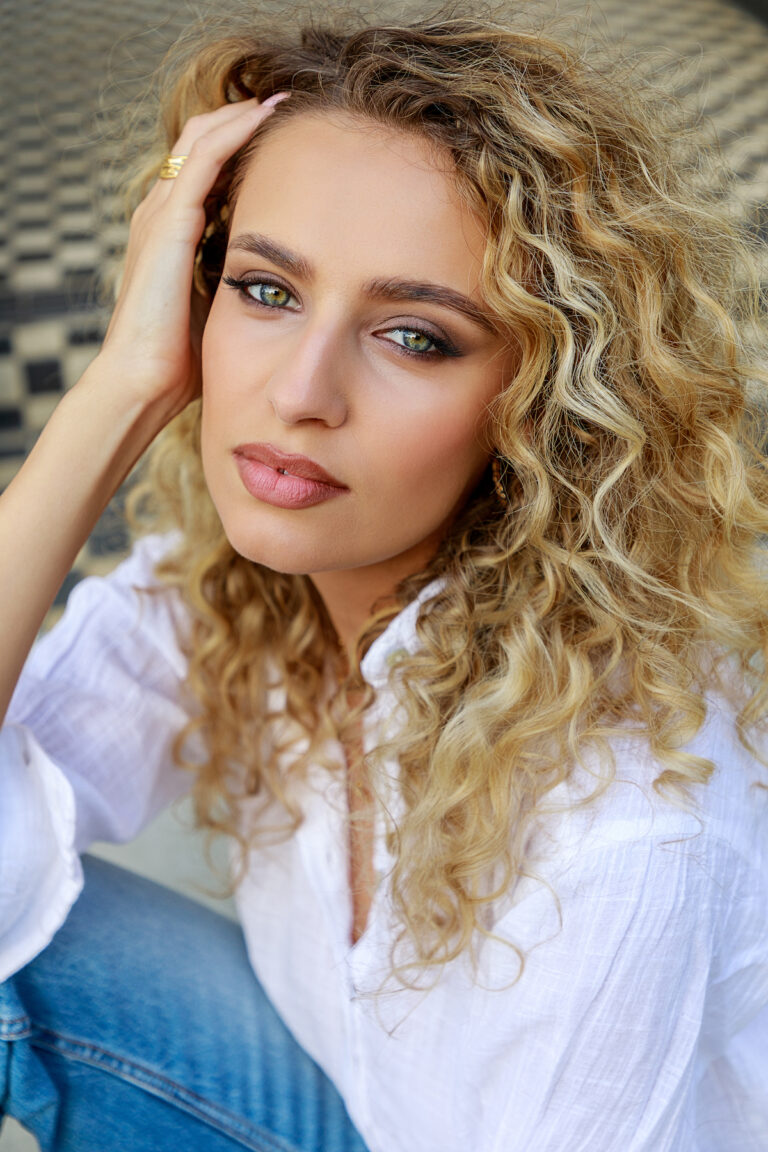 Izzy Stickland | Morello Bookings