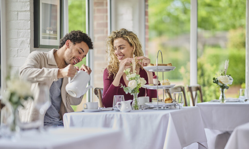 Izzy & Connor | Morello Bookings