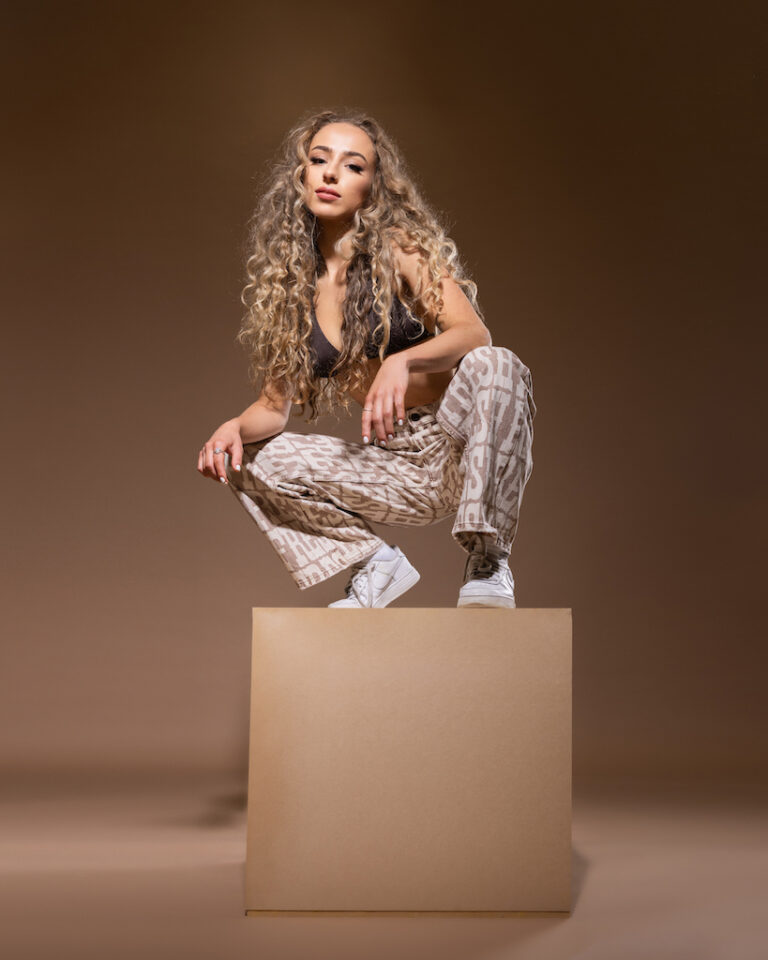 Libby Ash | Morello Bookings