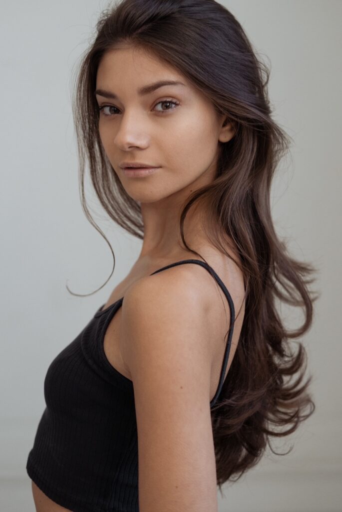 Elle Baldwinson | Morello Bookings