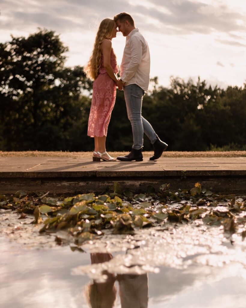Charlotte & Taylor | Morello Bookings